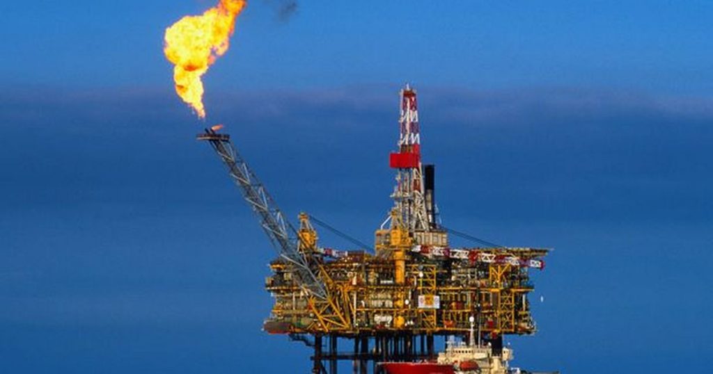 Aberdeen welcomes huge oil rig as UK drilling sector 2023 - PETROKASS